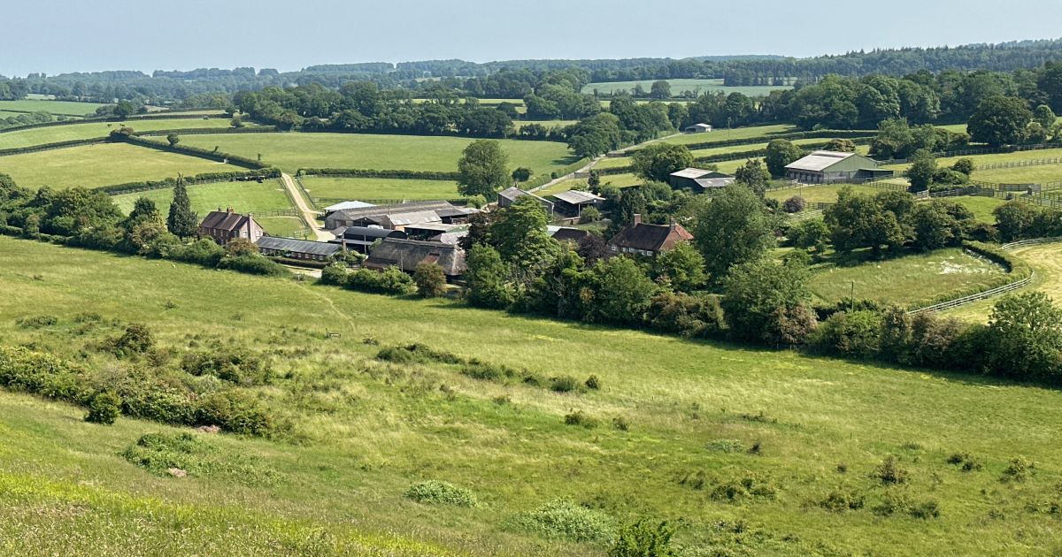 A walk to the West and North of Bishop's Waltham , via Upham and Preshaw. - Ramblers